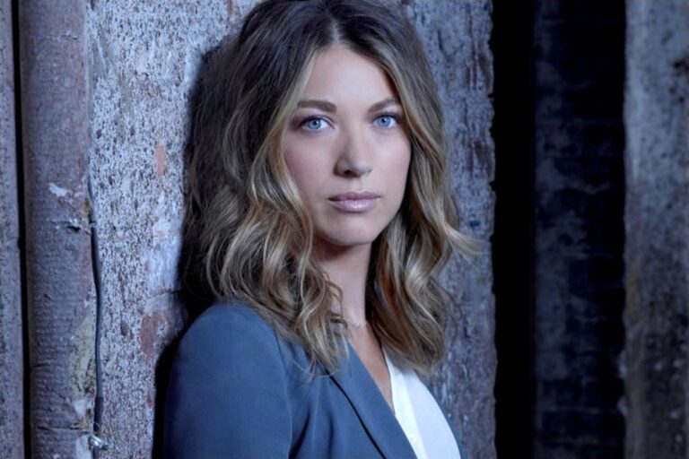 Natalie Zea- Biography and Fun Facts
